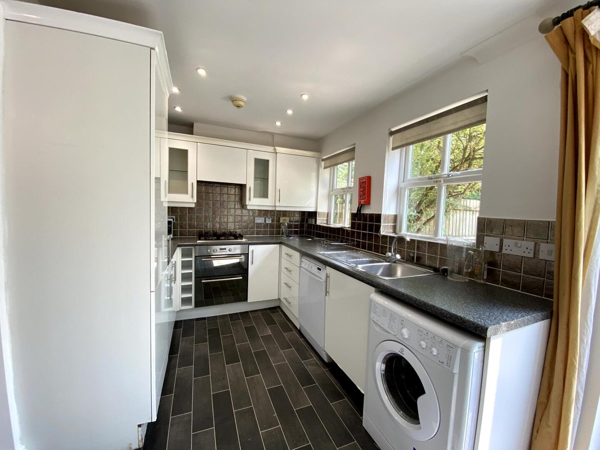 Property unavailable | 3 bed student house to let Denison Road ...